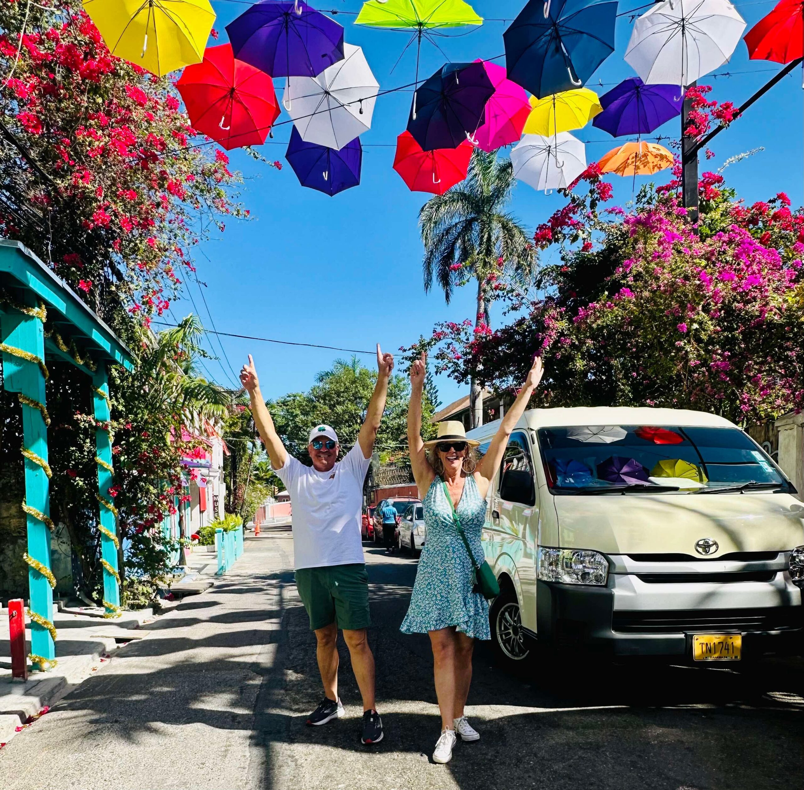 Taxi Service Nassau Bahamas – Ultimate Guide + 21 Power Tips to Ride ...